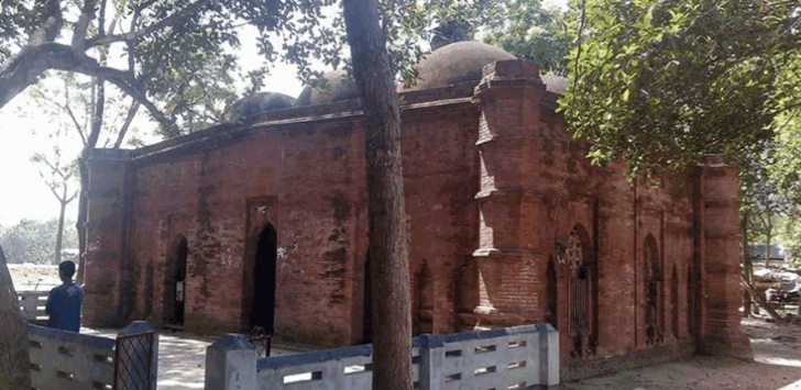 Six Domed Mosque At Bagerhat
